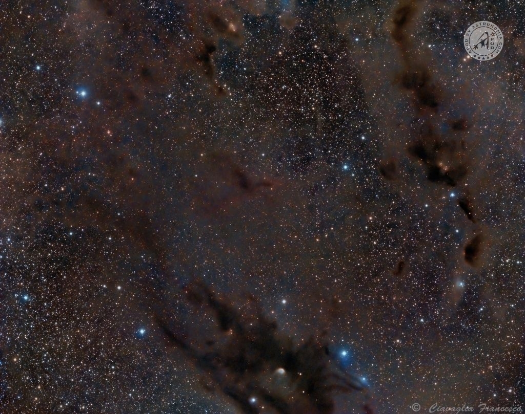 Nebulose oscure nel Toro - APOD by Astronomia.com
