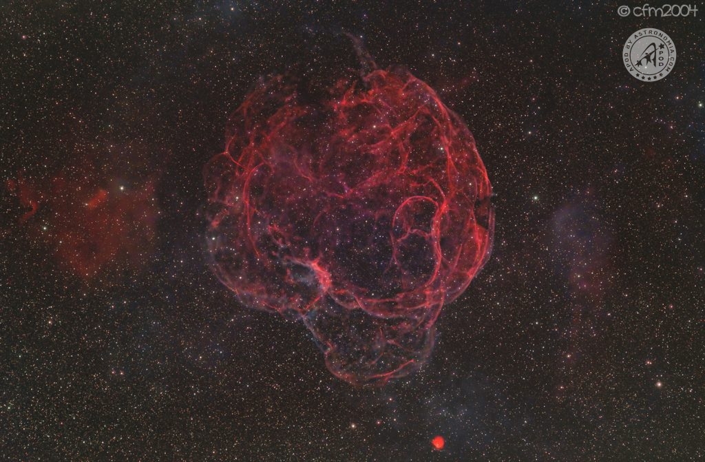 Spaghetti Nebula - APOD by Astronomia.com