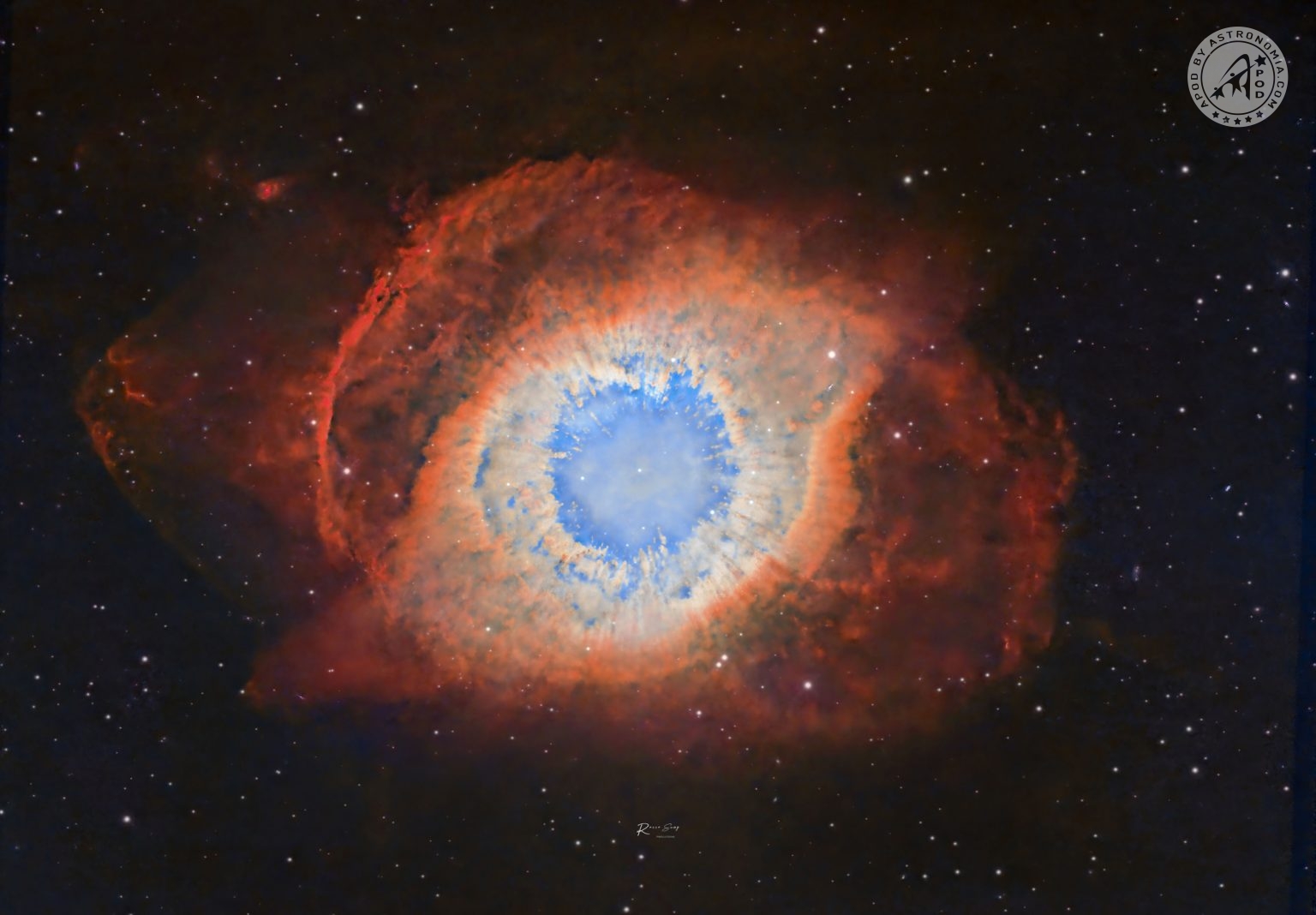 Helix Nebula - APOD by Astronomia.com
