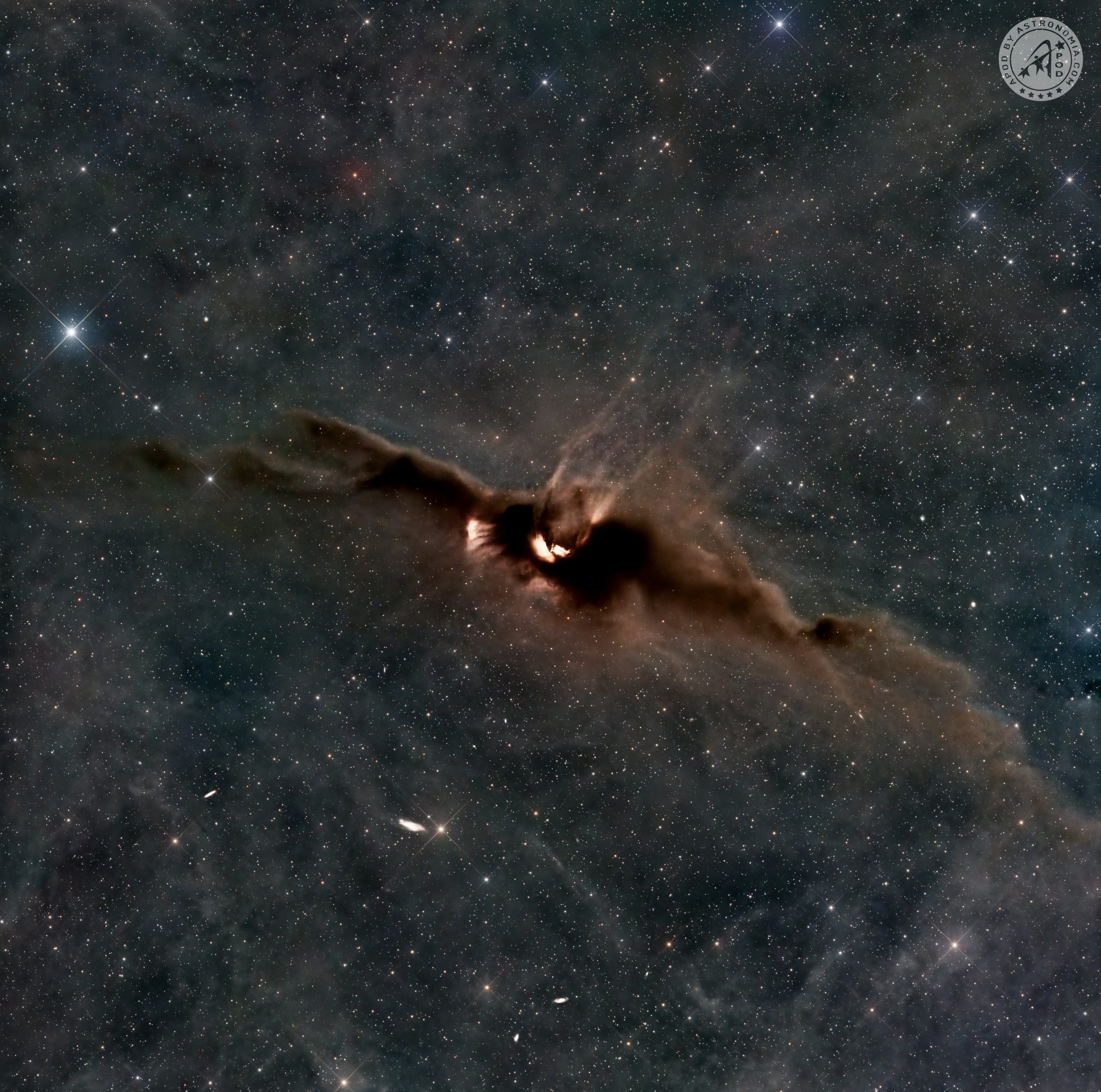 The Bat Nebula - APOD by Astronomia.com